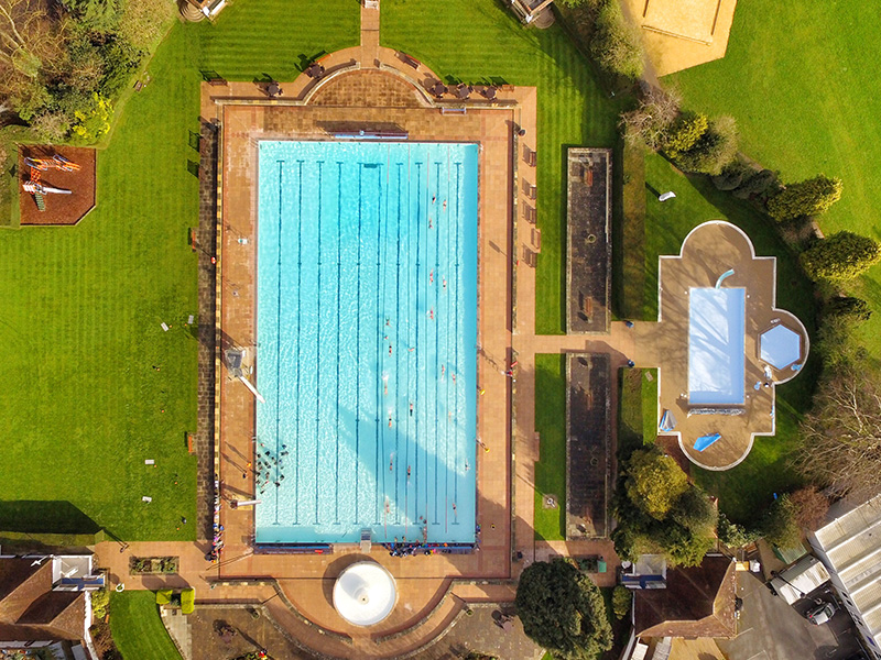 Whats on in Gloucestershire - Sandford Parks Lido Opening Day & Reader ...